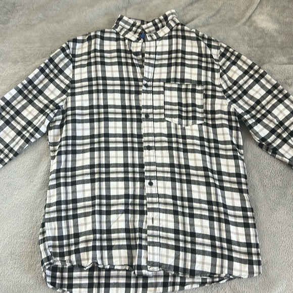 H&M | Shirts | Black And White Flannel Shirt | Poshmark